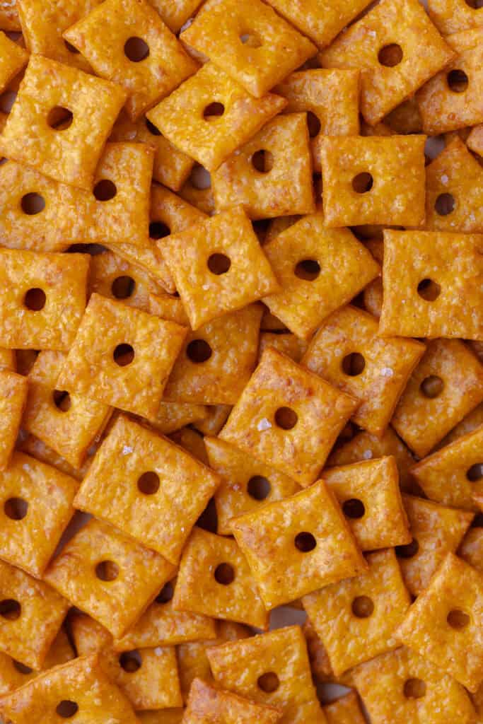 Homemade Pumpkin Cheddar Crackers | Short Stack Kitchen