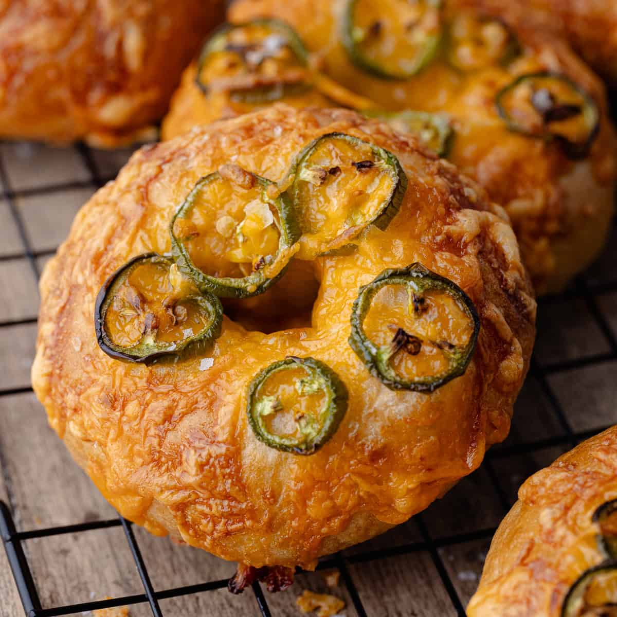 Jalapeño Cheddar Bagels | Short Stack Kitchen